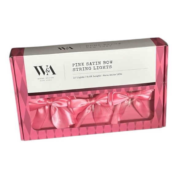 cupcakes & cashmere | Holiday | 2 Pink Satin Bow Led String Lights ...